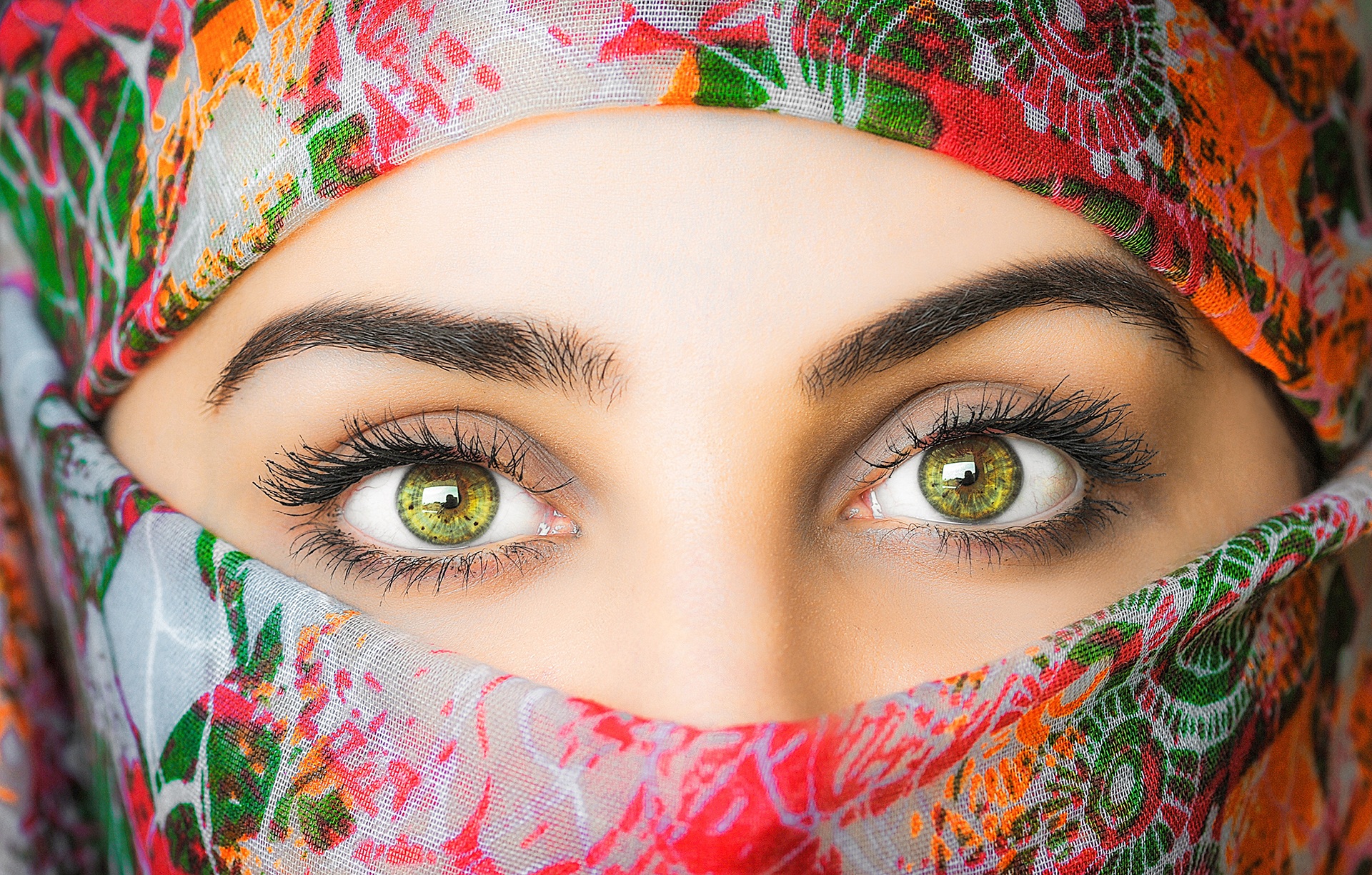 The Girls of Revolution Street – THE STATESMAN